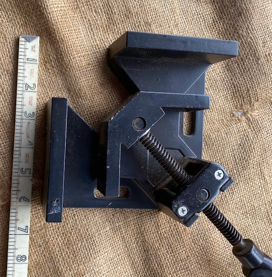 Corner or Mitre Clamp